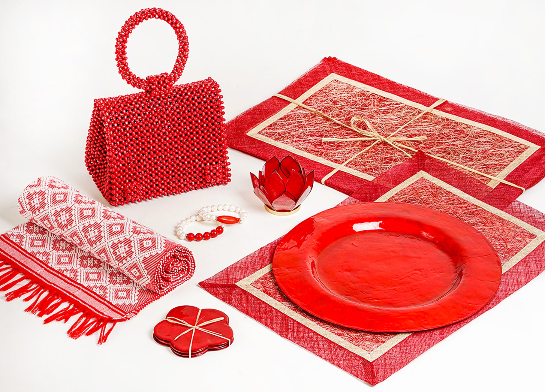 Gift Ideas in Red – TESOROS