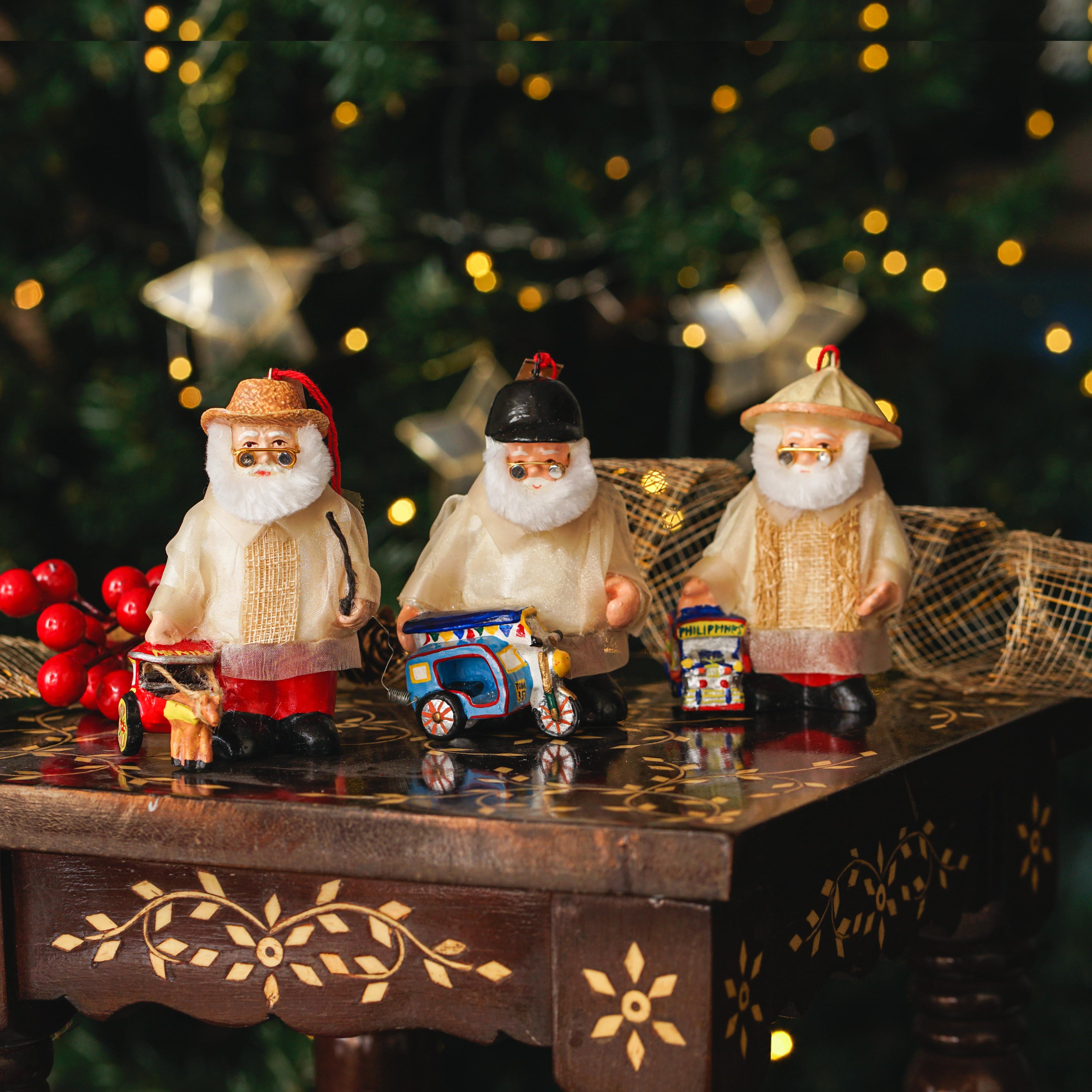 Pinoy Santa – TESOROS