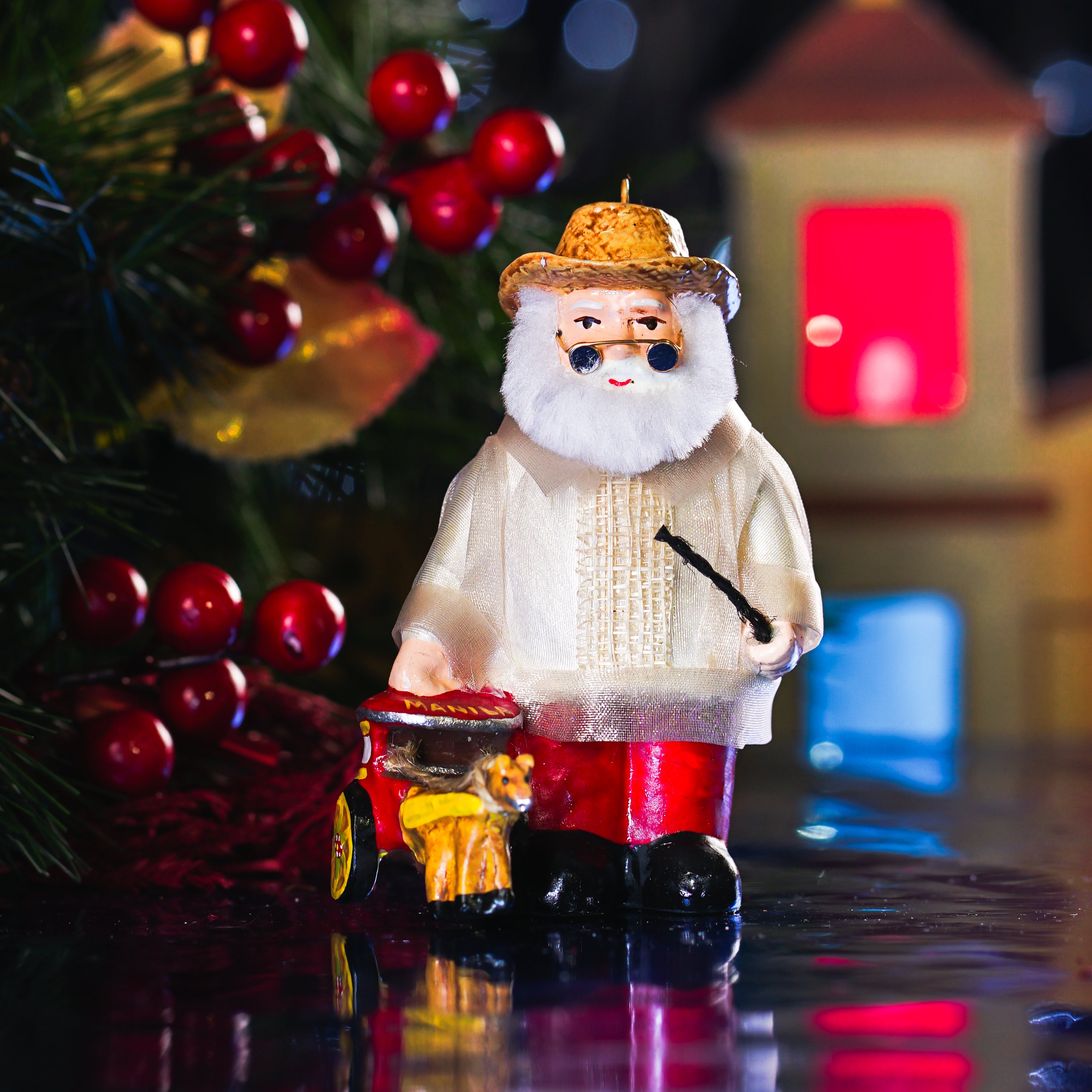 Mini Filipino Santa Claus - Kalesa – TESOROS